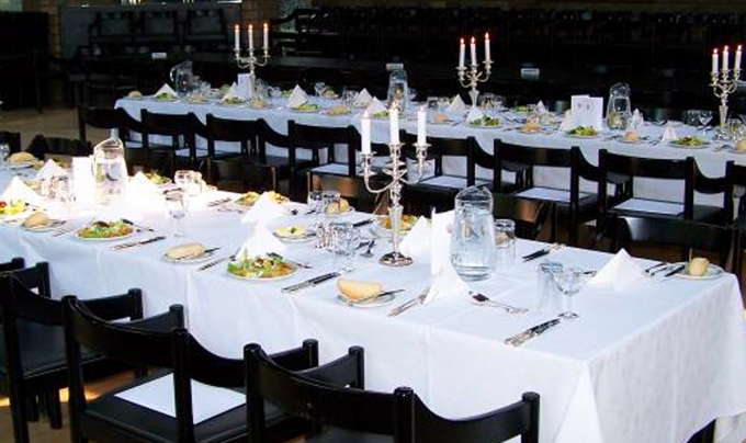 Dine at Darwin - Darwin College