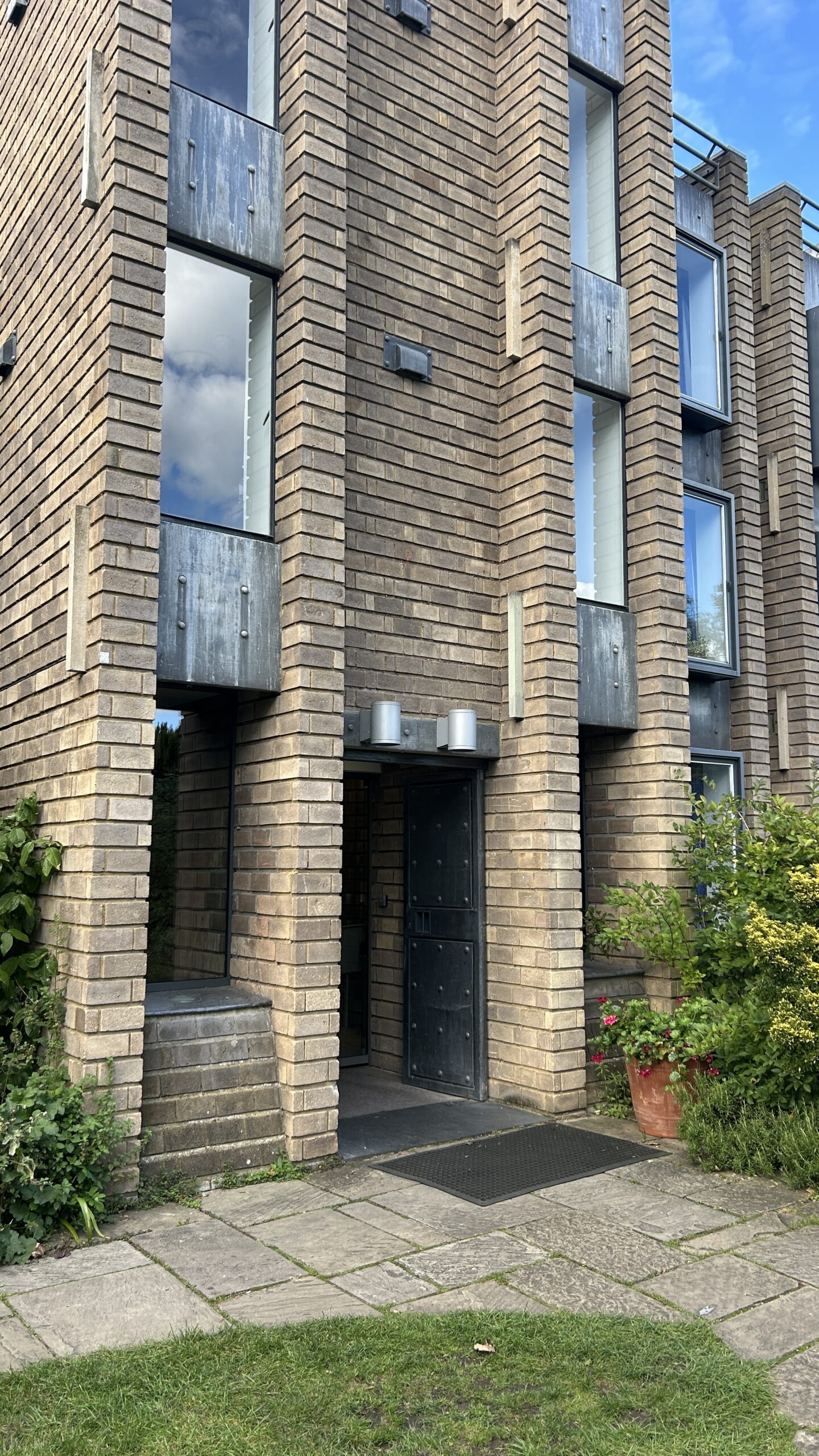 Access to the Café and Bar - Darwin College