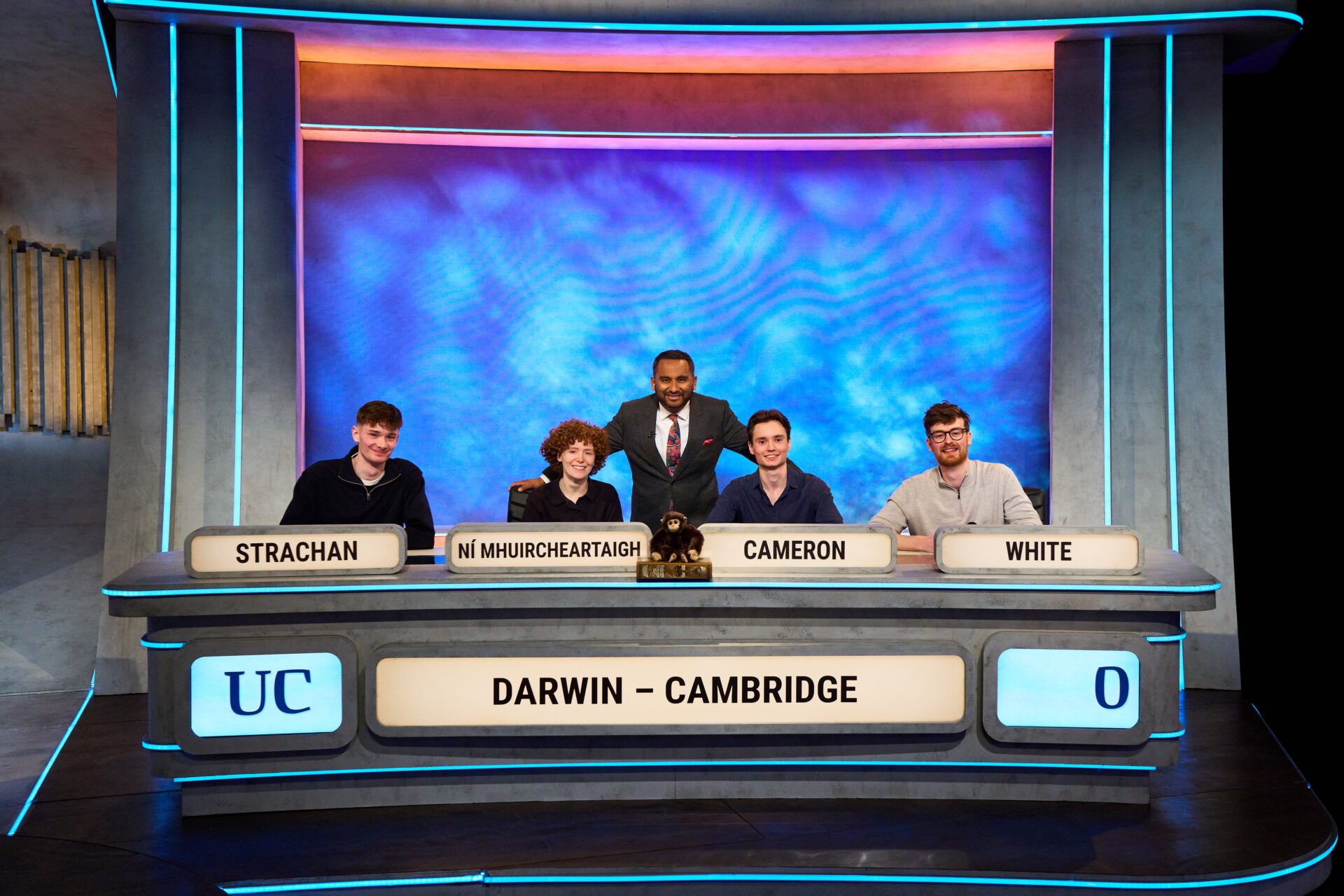 Darwin returns to University Challenge - Darwin College